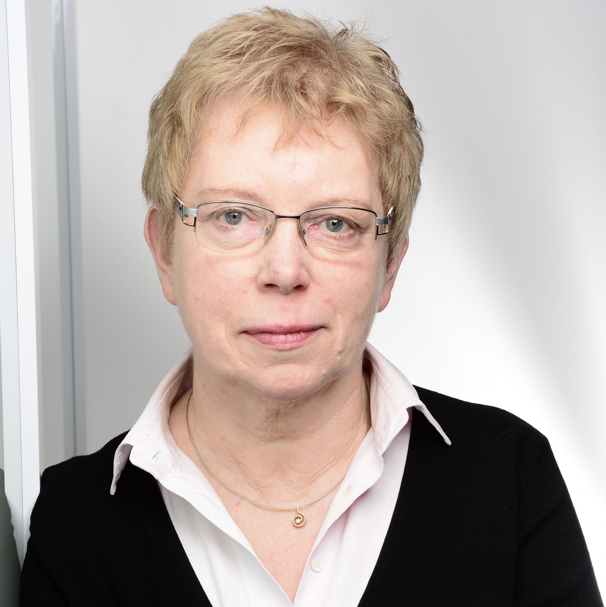 Mit „Bilder fürs Leben“ veröffentlicht Psychotherapeutin Ursula Tirier ...